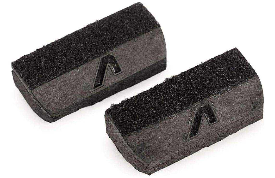 Is A Guitar String Dampener Needed | G String Guitars