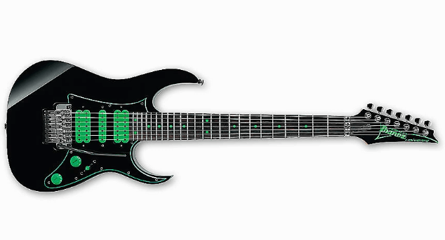 A Look At A 6 String vs 7 String Guitar